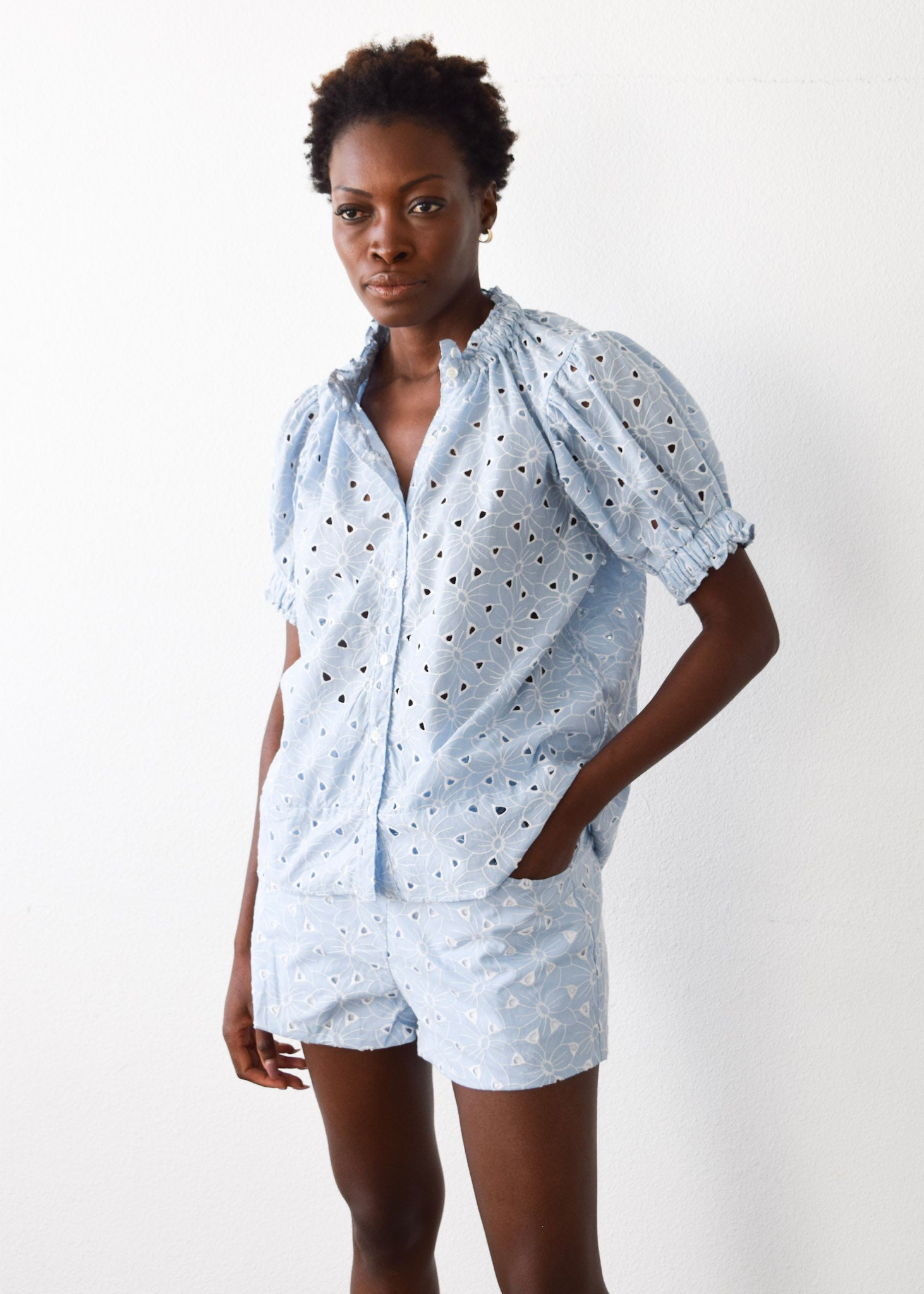 Elastic Collar Short Sleeve Top Blue Eyelet – NeverAWallflower